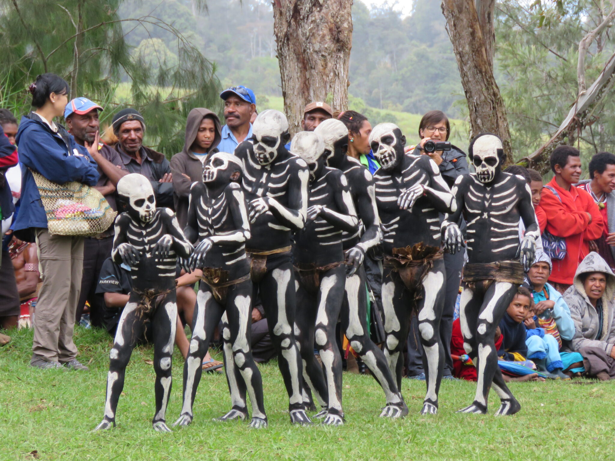 Ramblings about the World | Papua New Guinea — Dancing Skeletons and Mudmen